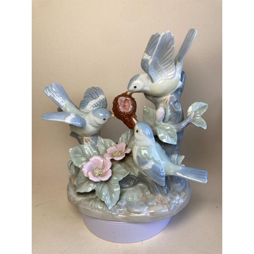 Haus of Lucy - 'I Feel Like Chicken Tonight' Figurine – StolenSpace